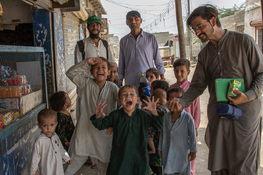 The health workers fighting polio in Pakistan, one house at a time